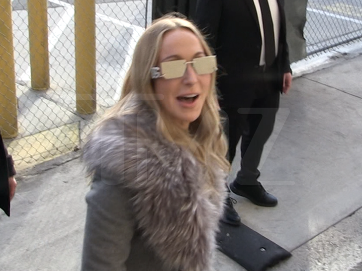 Nikki Glaser warns she won't go easy with celeb jokes at Golden Globes