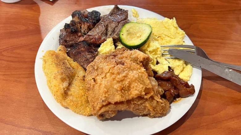 14 foods you need to avoid at Golden Corral