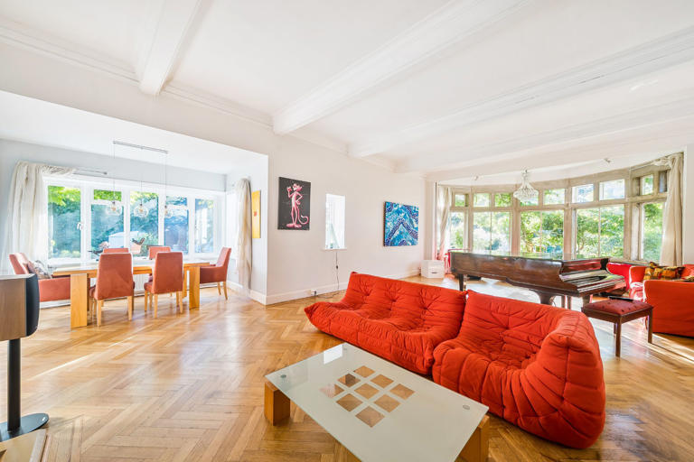 A former PM’s scandalous summer retreat complete with secret tunnels