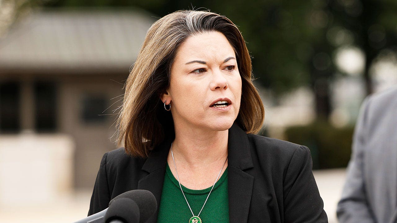 GOP sees Minnesota Senate seat in play after Walz quits re-election ...