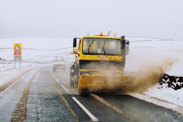 'Get the basics right': Grit shortage as Northern Ireland grappled with ...