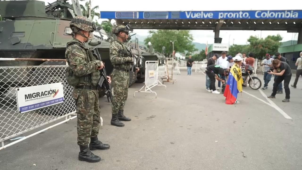 Crossings are normal at the Colombia-Venezuela border, but the military ...