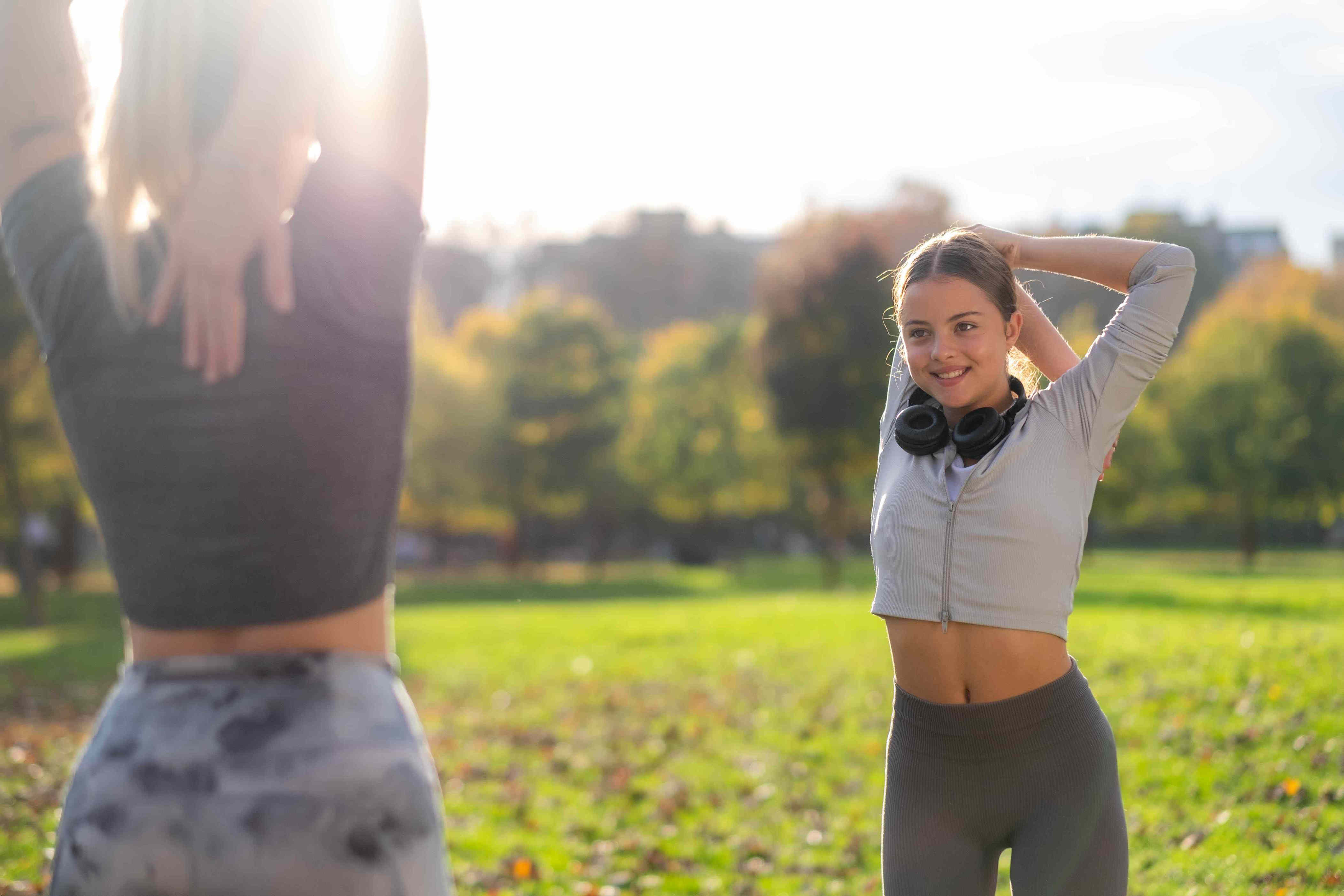 Teens are setting big health goals for 2026—but parents should watch ...