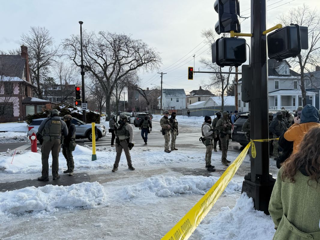 Noem says 'hundreds more' ICE, Border Patrol agents coming to Minnesota