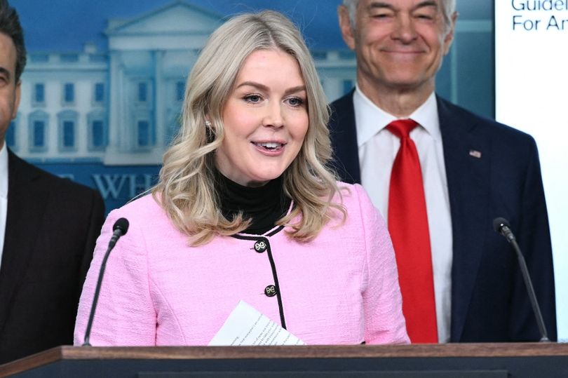 Karoline Leavitt rompe el silencio en medio de la creciente rivalidad ...