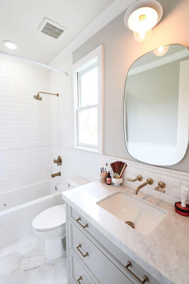Designers say these 9 paint colors will make any bathroom feel bigger