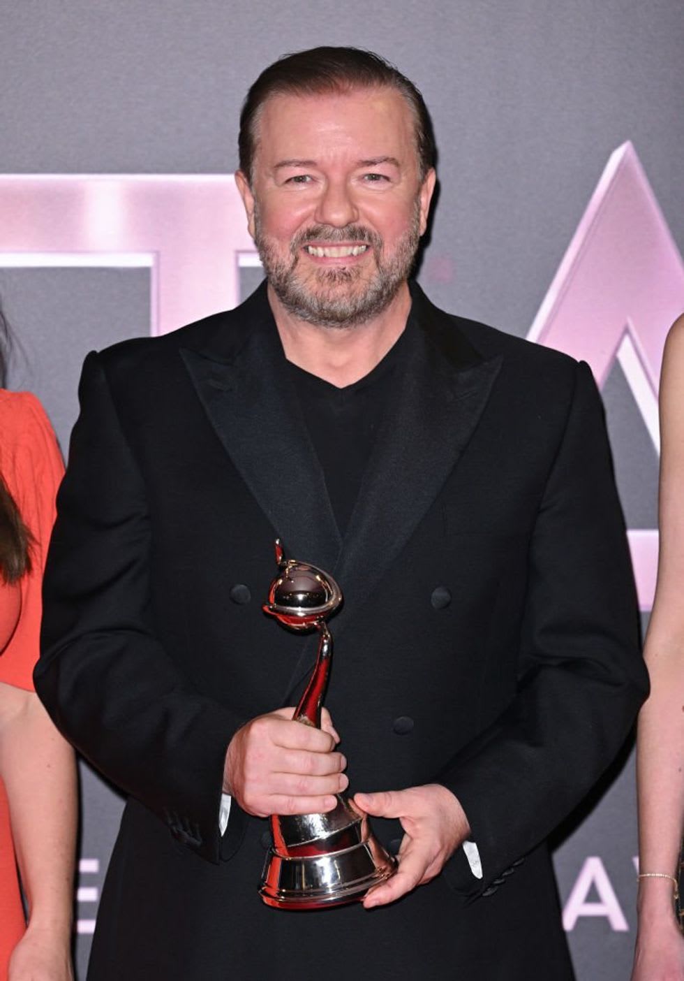Ricky Gervais brutally fires back after facing complaints for 'mean ...