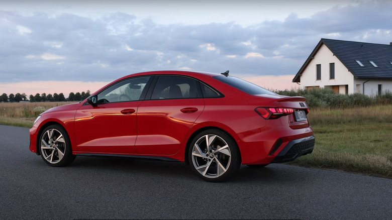 5 luxury cars actually worth your money, according to Kelley Blue Book