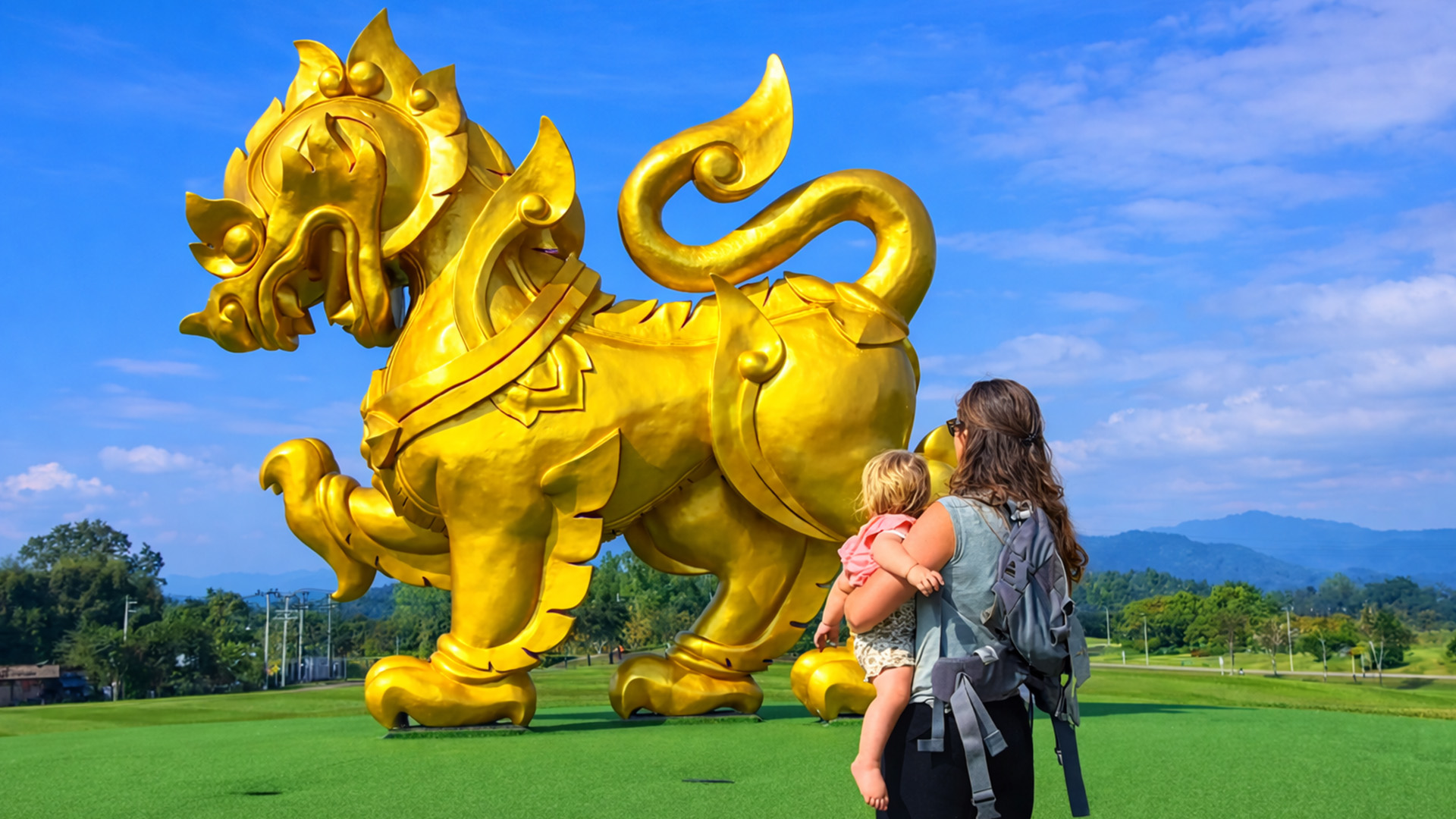 The golden statue that took us by surprise