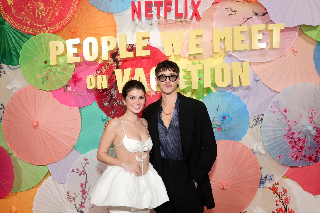 ‘People We Meet on Vacation' director on navigating fan castings for ...