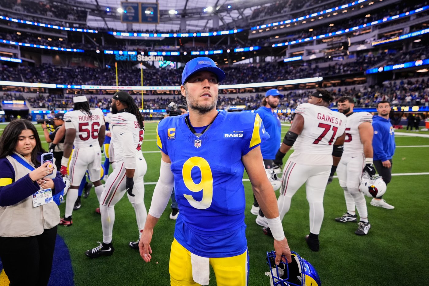 Pro picks: 4 road teams are favorites in wild-card weekend