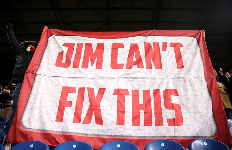 Sesko nets twice as Fletcher's United held in electric draw at Burnley