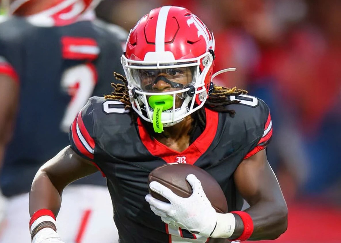 Québécois running back makes his mark in American high school football ...