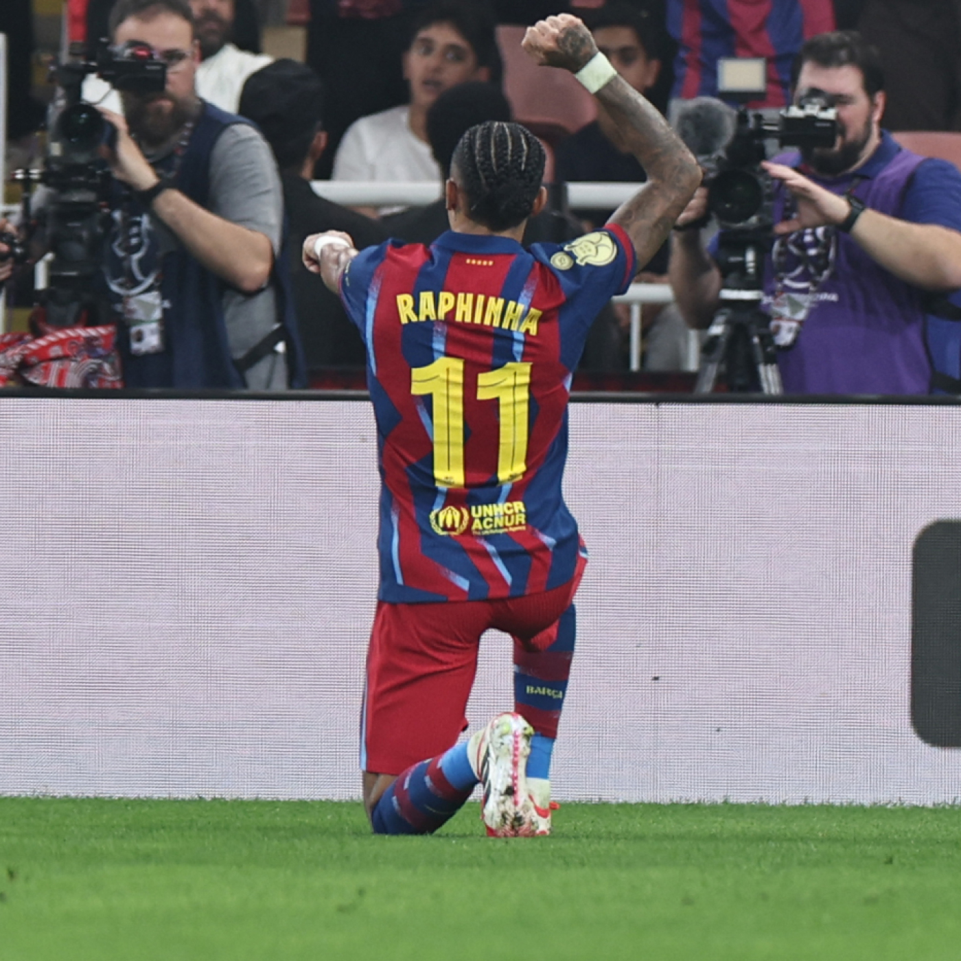 Barcelona mit 5:0-Kantersieg ins spanische Supercup-Finale