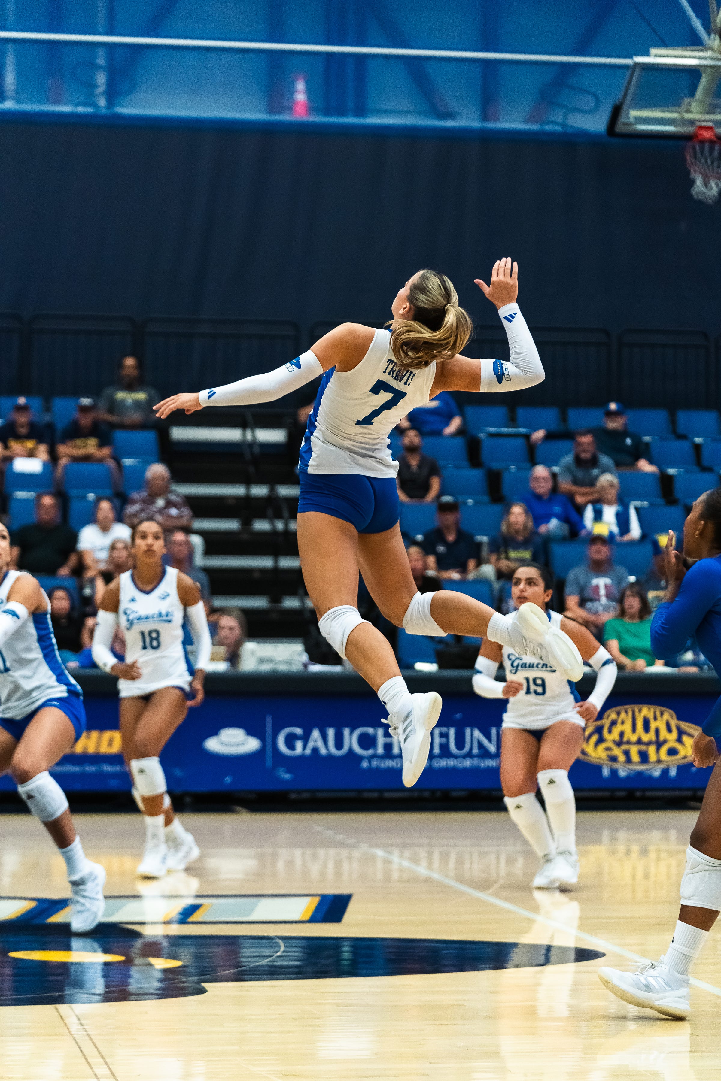 Opportunity with Wisconsin volleyball resonated for transfer Eva Travis