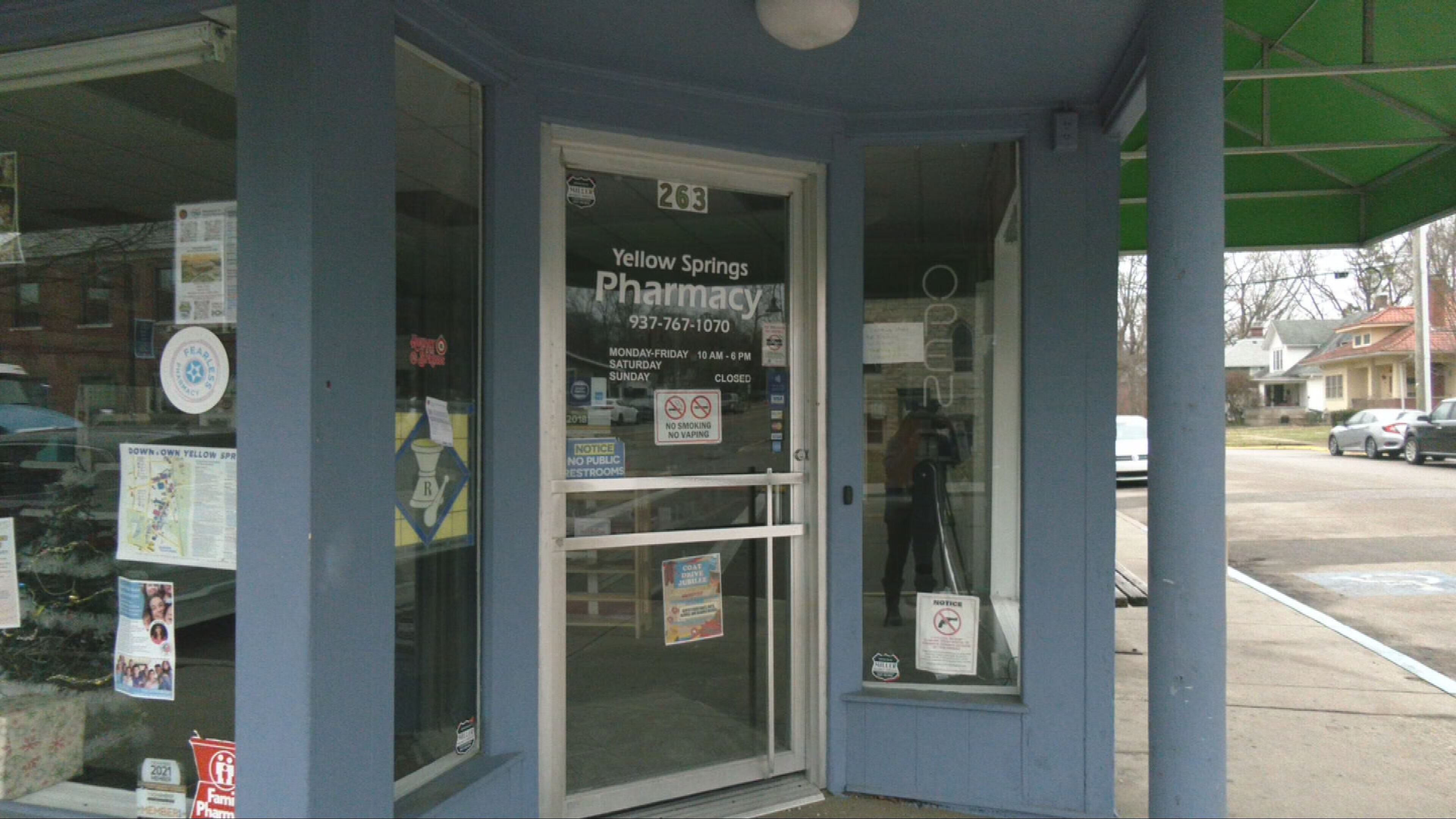 Local pharmacy closes, leaving customers without medicine