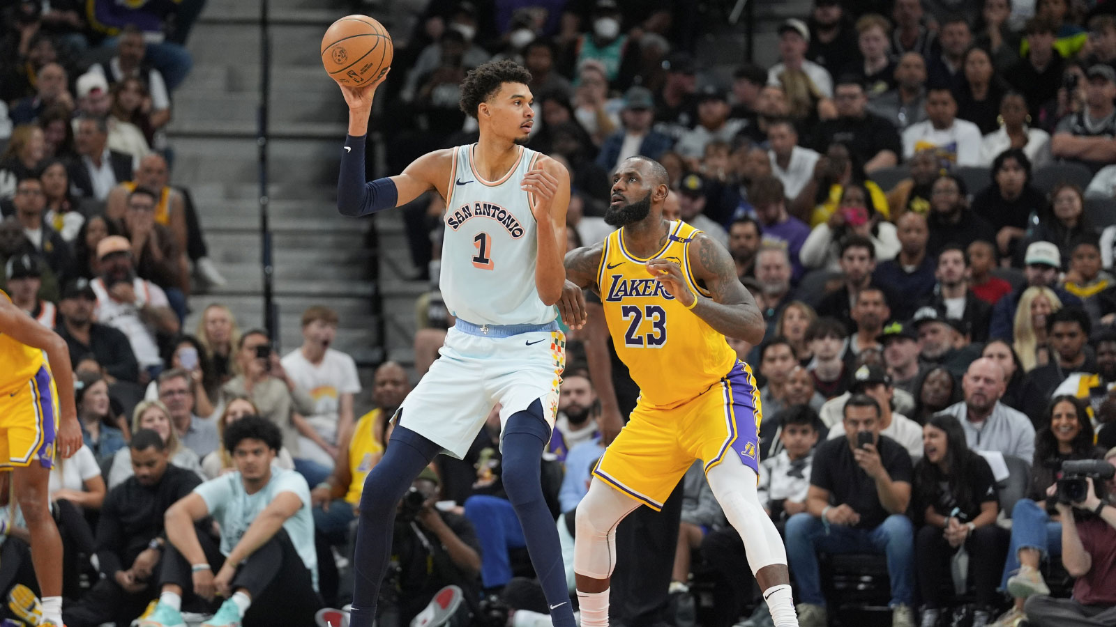 LeBron James, Victor Wembanyama both land on injury report before ...