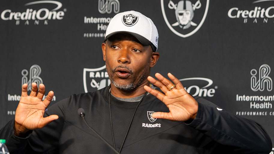 NFC foe set to interview Raiders' Patrick Graham