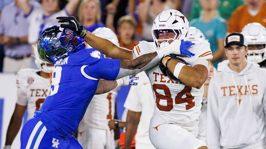 Texas Longhorns tight end enters transfer portal