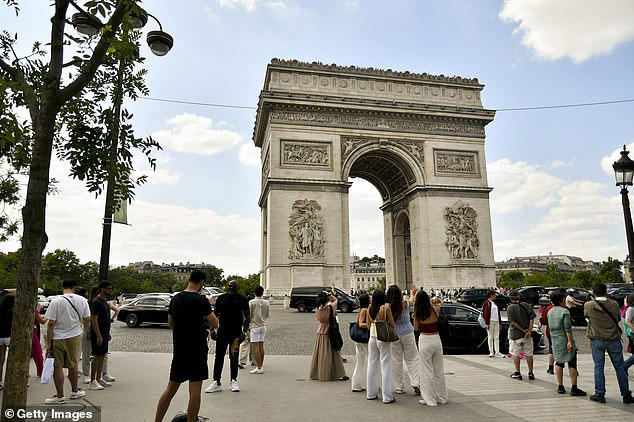 I'm French - and nothing prepared me for the huge and unusual ...