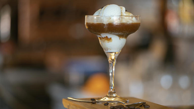 Of course one of Frank Sinatra's favorite desserts was full of booze