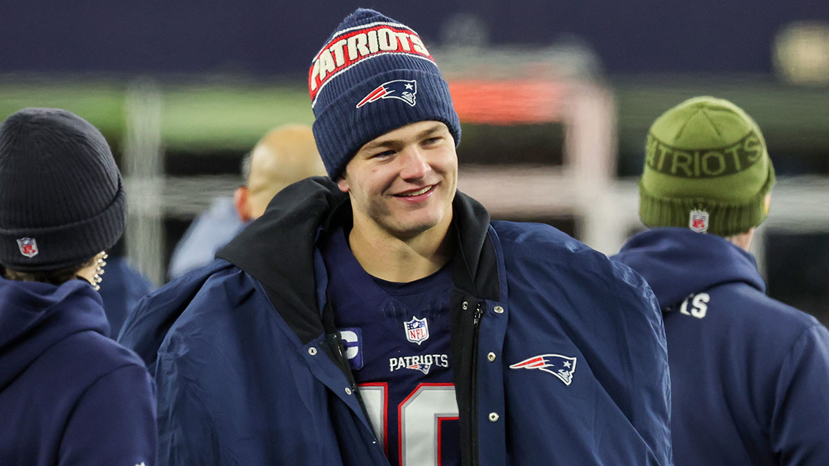 Maye leading Patriots by prioritizing communication over humiliation