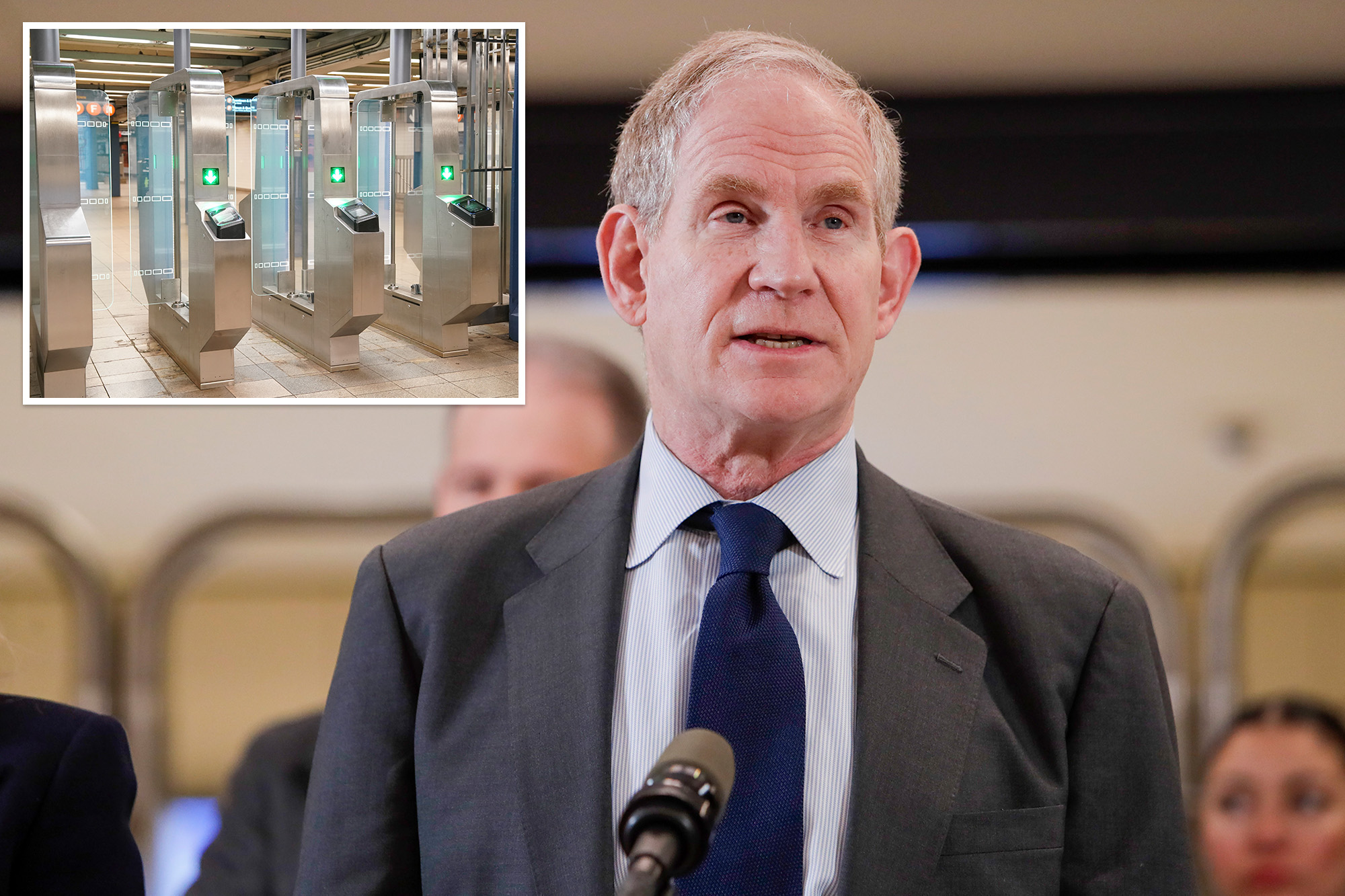 MTA boss blames mom whose 5-year-old daughter got head caught in new ...
