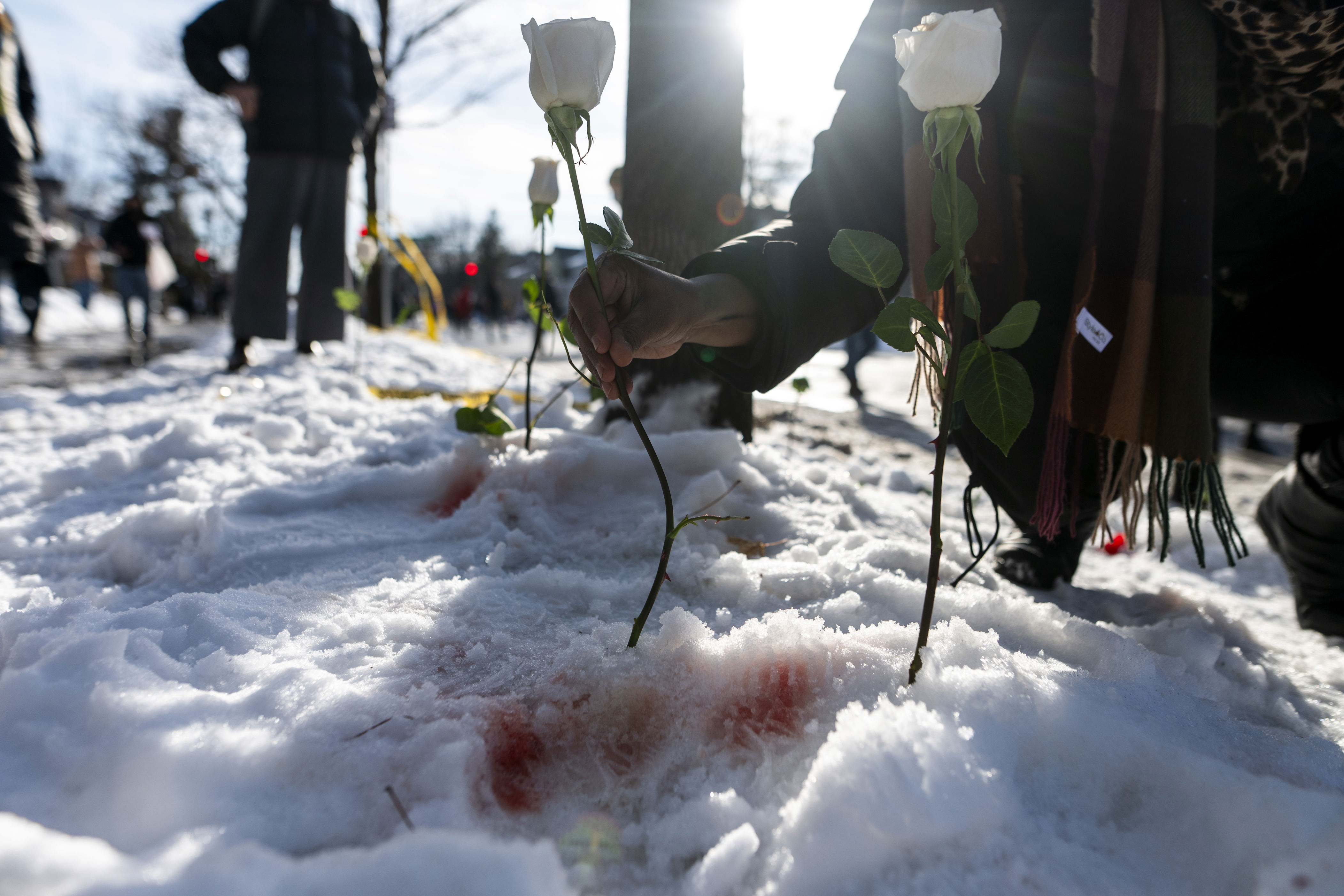 Ilhan Omar, Tim Walz respond to deadly ICE shooting in Minnesota