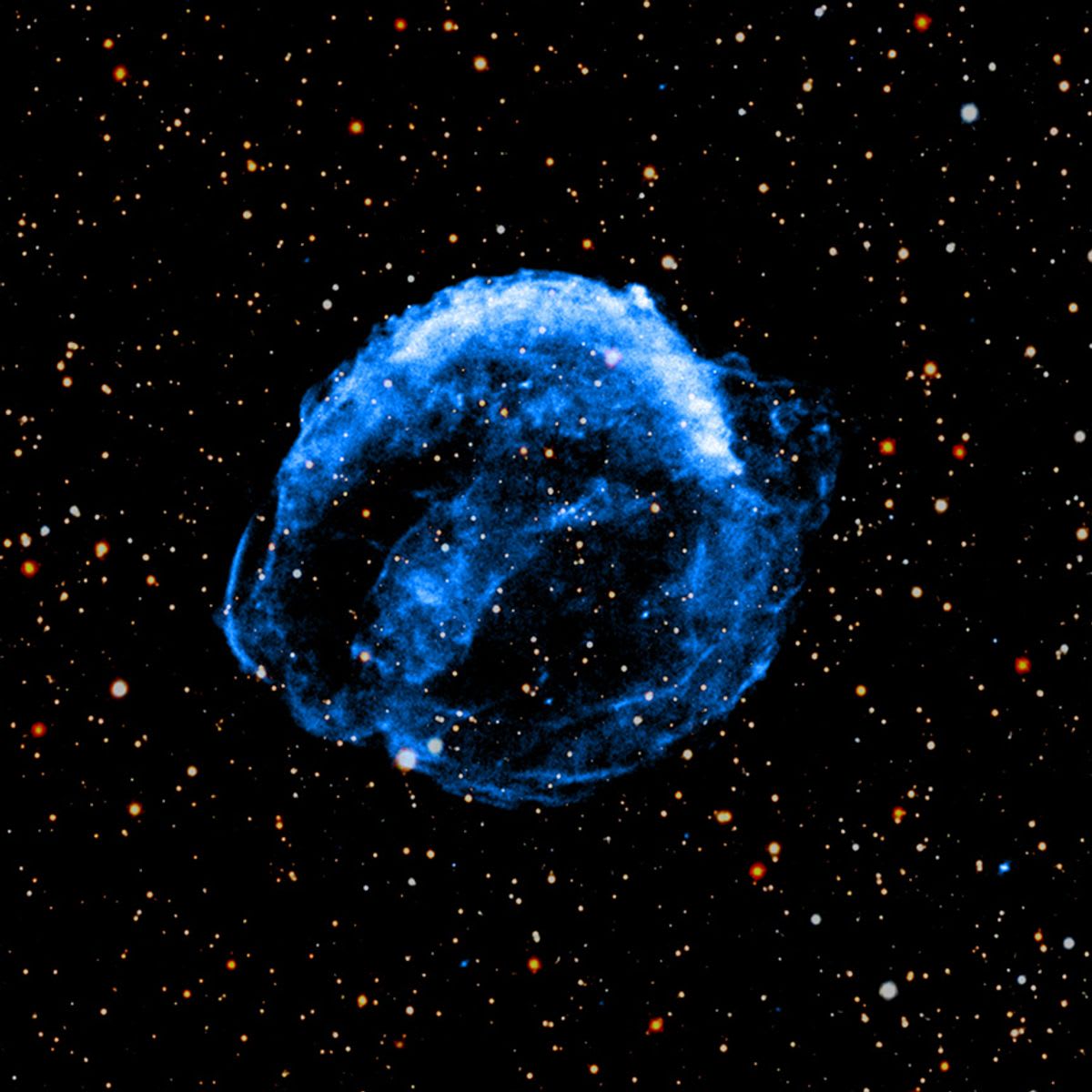Watch 25 years of a supernova expanding into space squeezed into this ...