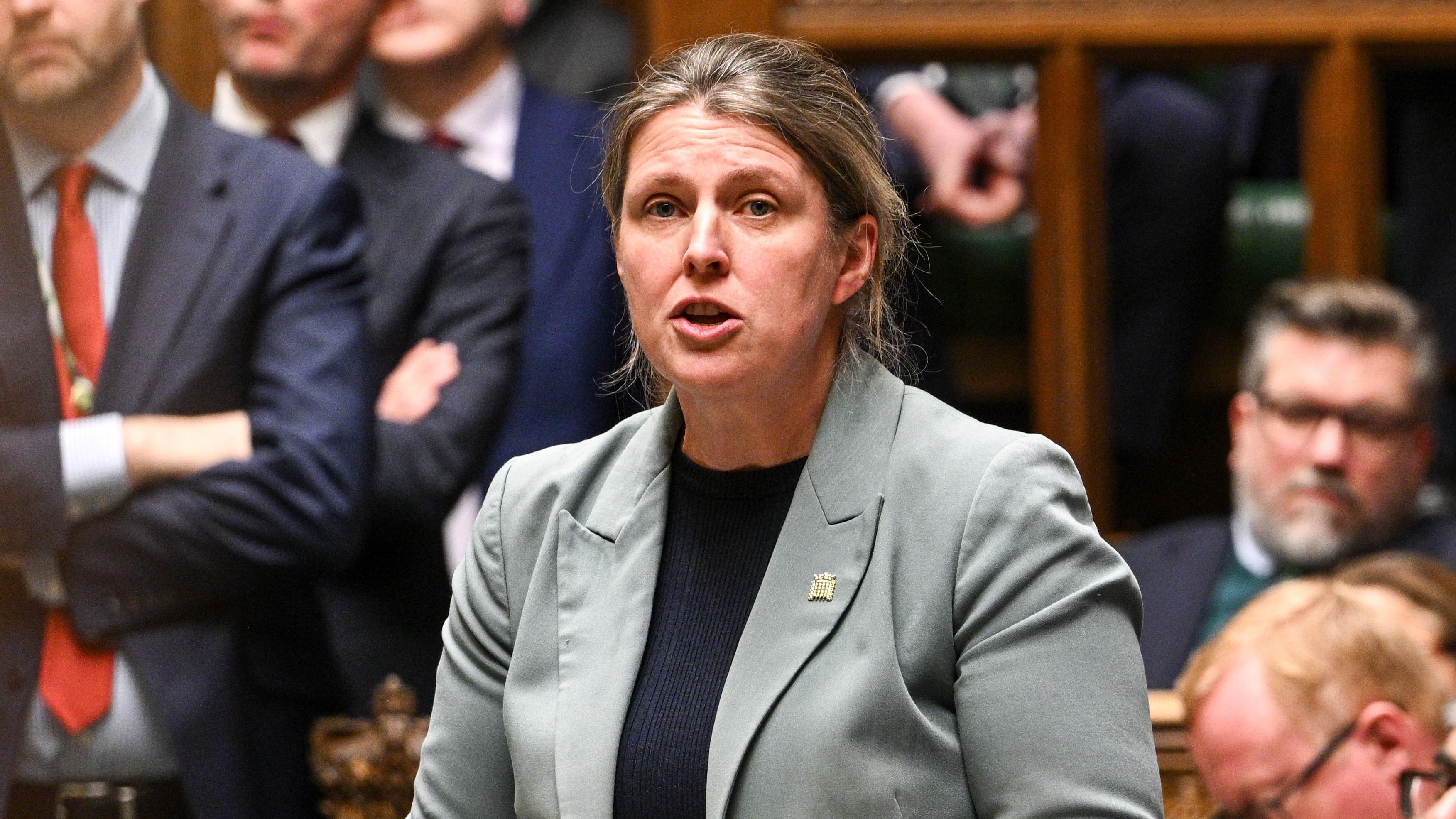 Starmer urged to rethink business rate reforms to save pubs