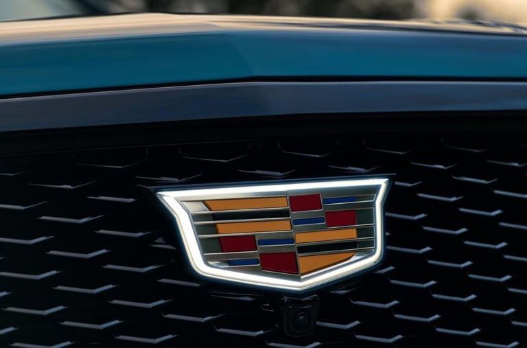 Costco quietly extended a $1,250 Cadillac EV deal most members don't ...