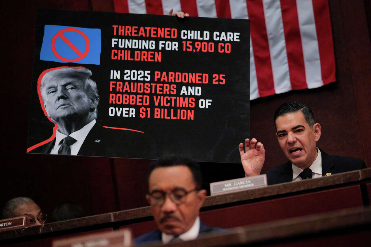 Feds freeze $1B in funding for state child care, social programs