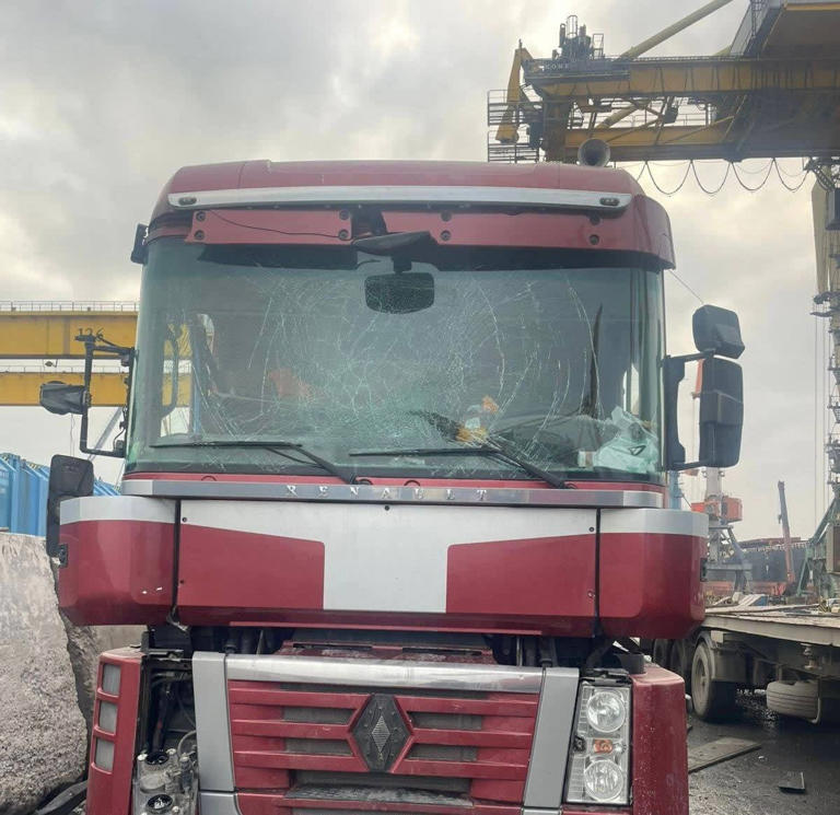 Russia strikes two ports in Odesa Oblast: One person killed and several ...