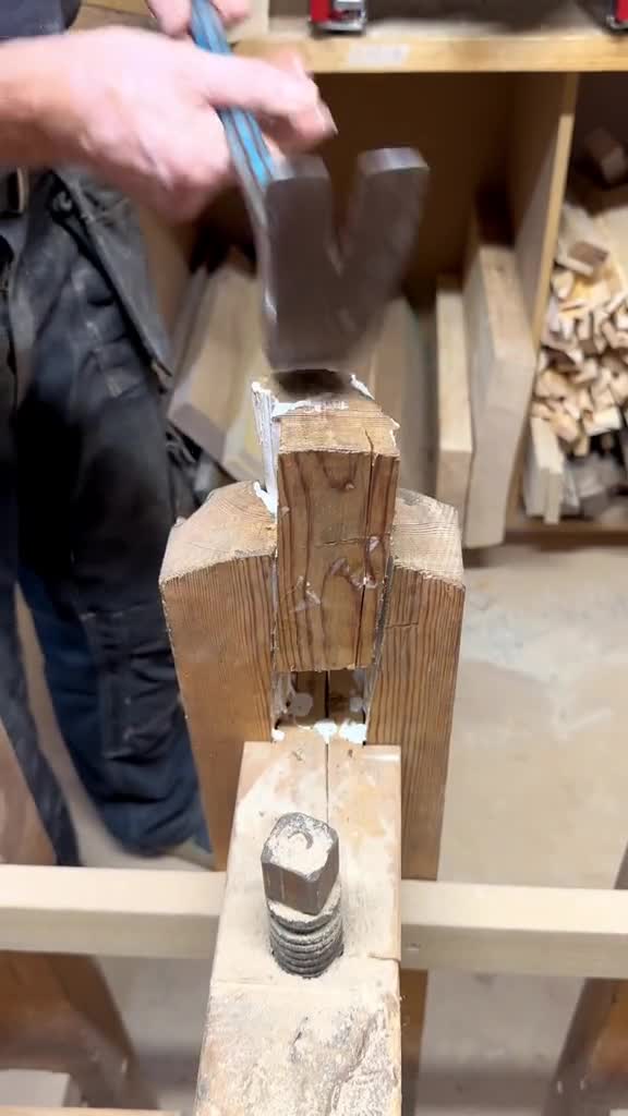Restoring a 100 year old veneer press to working life