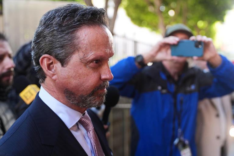 Alan Jackson, high-profile Karen Read attorney, withdraws from Nick ...