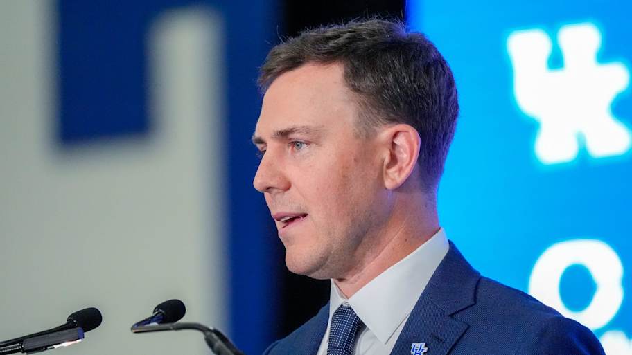 Kentucky picks up commitment from transfer WR