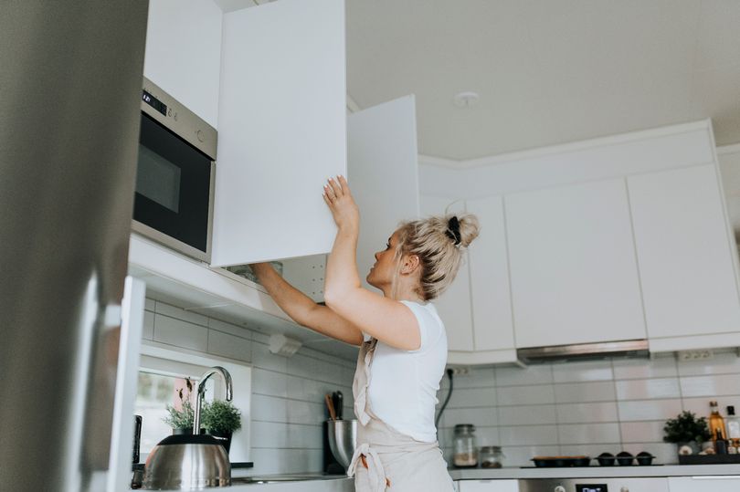 Households urged to leave kitchen and bathroom cabinets open this week
