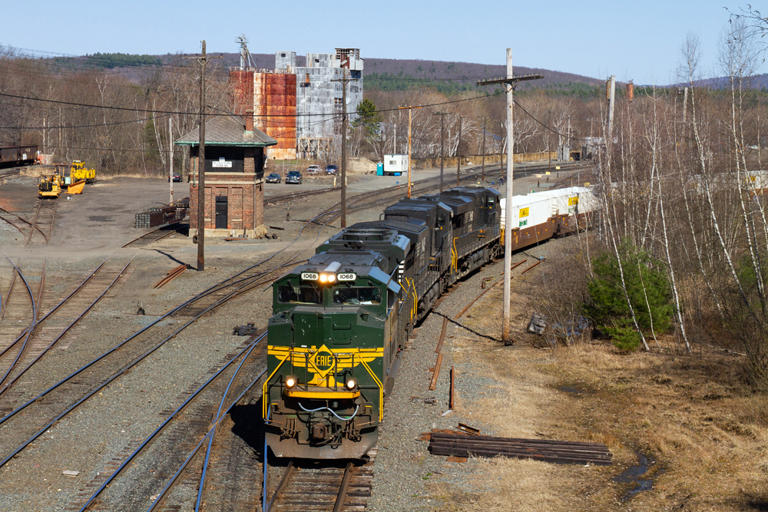 Norfolk Southern to operate its first New England stack trains next week