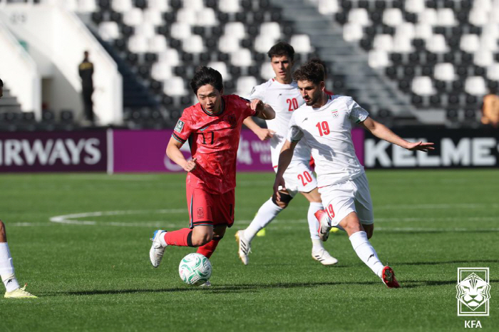 Super emergency! 2nd Park Ji-sung Kang Sang-yoon is down, Kim Tae-won ...