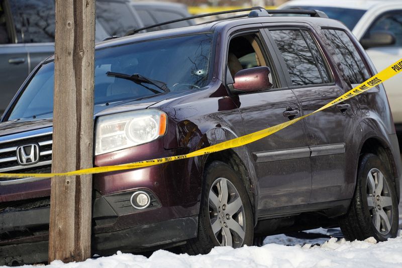 US federal agent fatally shoots driver in Minneapolis amid immigration ...