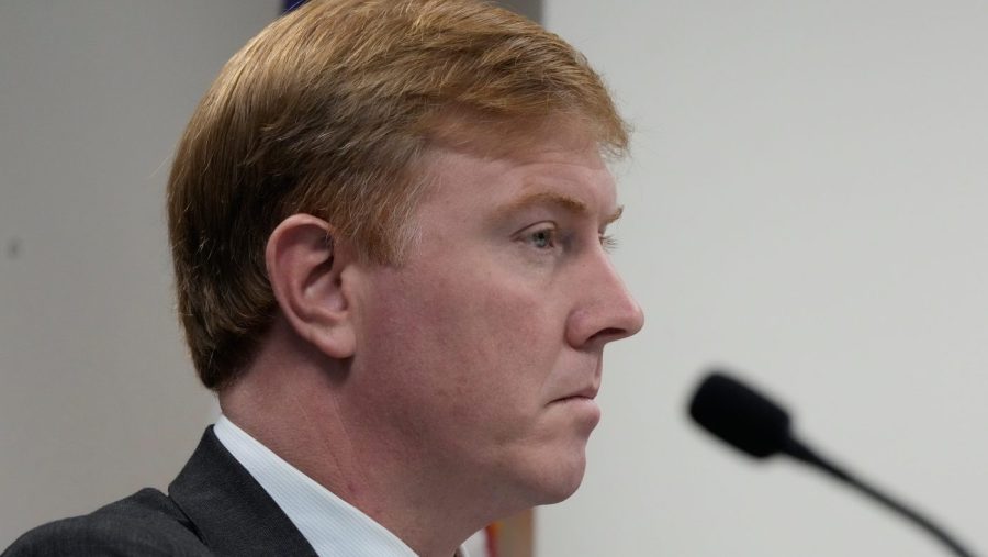 Georgia considers ending state income tax