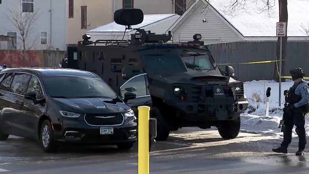 Minneapolis mayor calls for ICE agents to leave city immediately ...