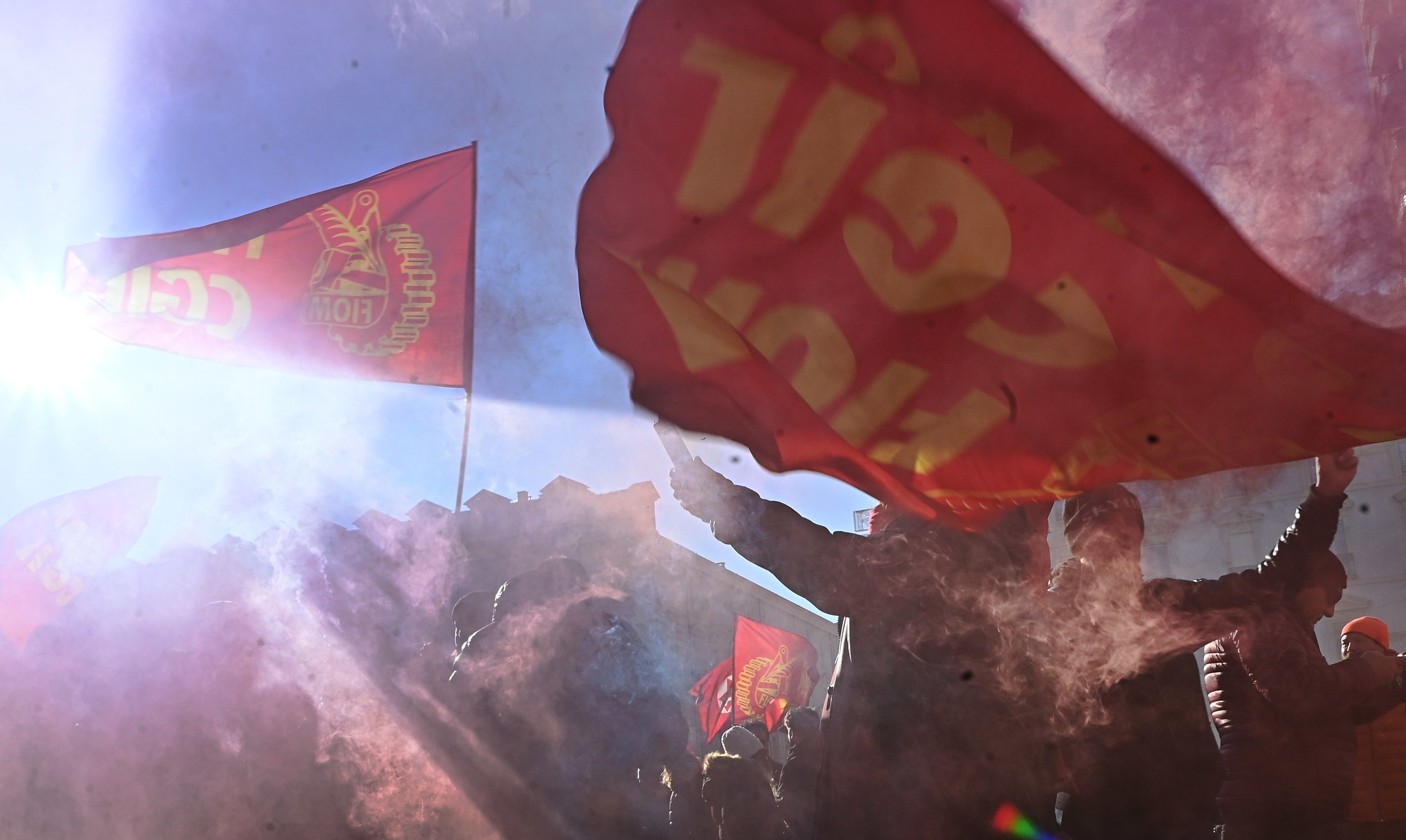 5 bullet holes found in CGIL Rome Primavalle office