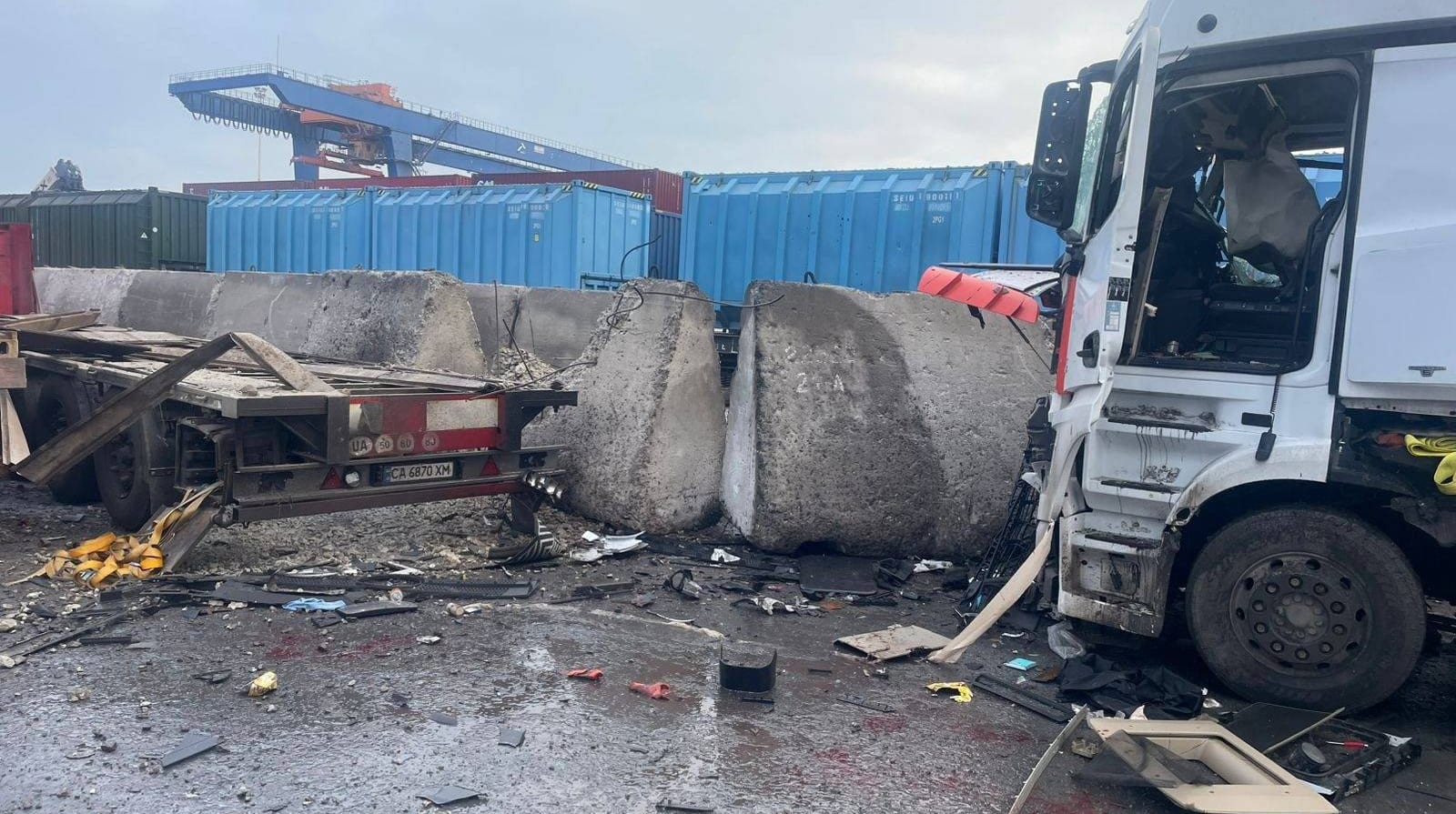 Russia strikes two ports in Odesa Oblast: One person killed and several ...