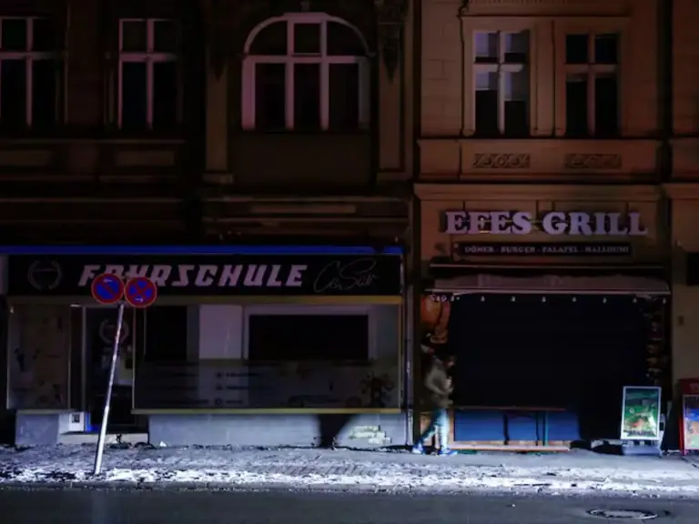Berlín a oscuras: Más de 5 días sin electricidad en la capital alemana ...