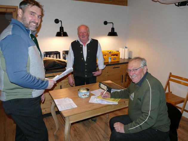 „Das ist ein Zeichen vom Dorf“: Hubert Mangold ist nun ...