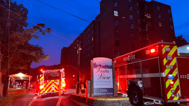 Man sentenced to prison for setting Charleston apartment building on fire