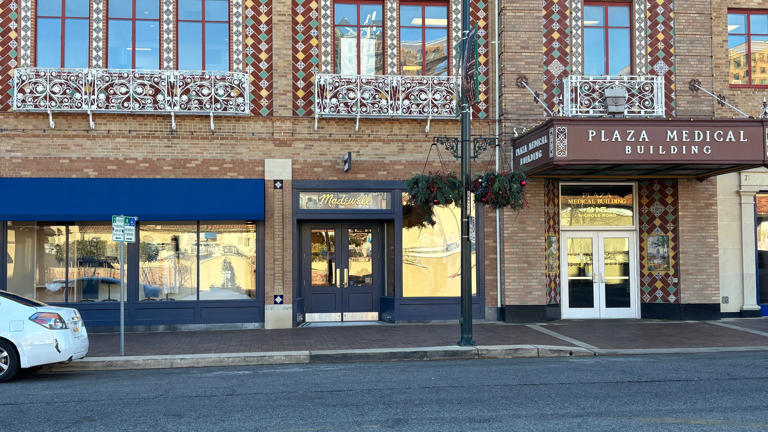 Madewell pulls out of the Plaza - adding to a series of retail and ...