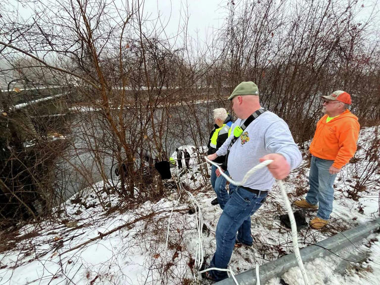 Firefighters pull Sprague crash victim to safety, officials say