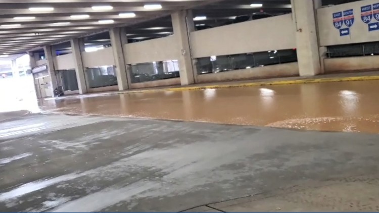 Traffic disrupted on Morgan Street closed due to Hartford water main break